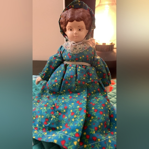 Other | Vintage Porcelain Colonial Doll | Poshmark